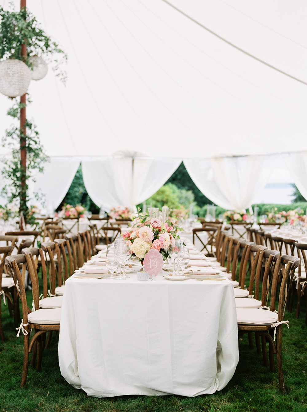 Picturesque Garden Wedding | CORT Party Rental