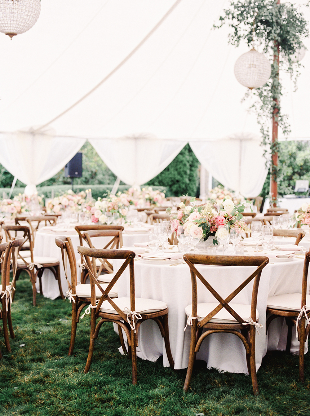 Picturesque Garden Wedding | CORT Party Rental