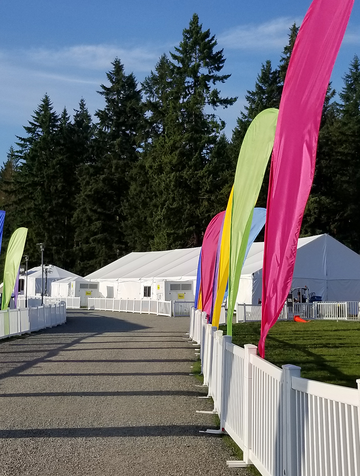 Cutting Edge Corporate Event | CORT Party Rental